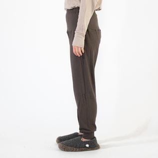 シルク混 なめらかリラックスパンツ／ao（アオ）｜愛着を持ってずっと